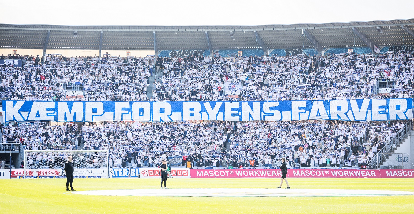 AGF-dronen: SIB om Kurminowski, spillerkarakterer og fanmarch