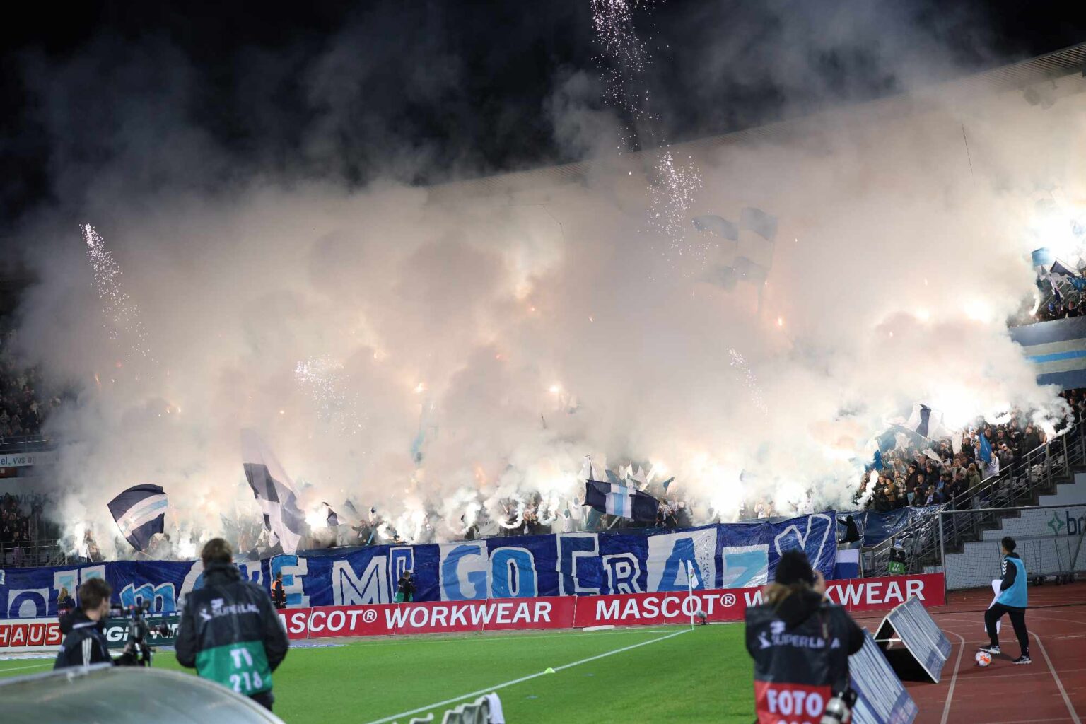 AGF straffes for pyroteknik på Cepheus Park