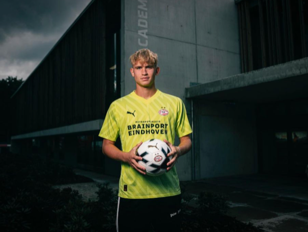 Mikkel Markdal på vej mod spilletid for Jong-PSV: AGF har pakket min ...