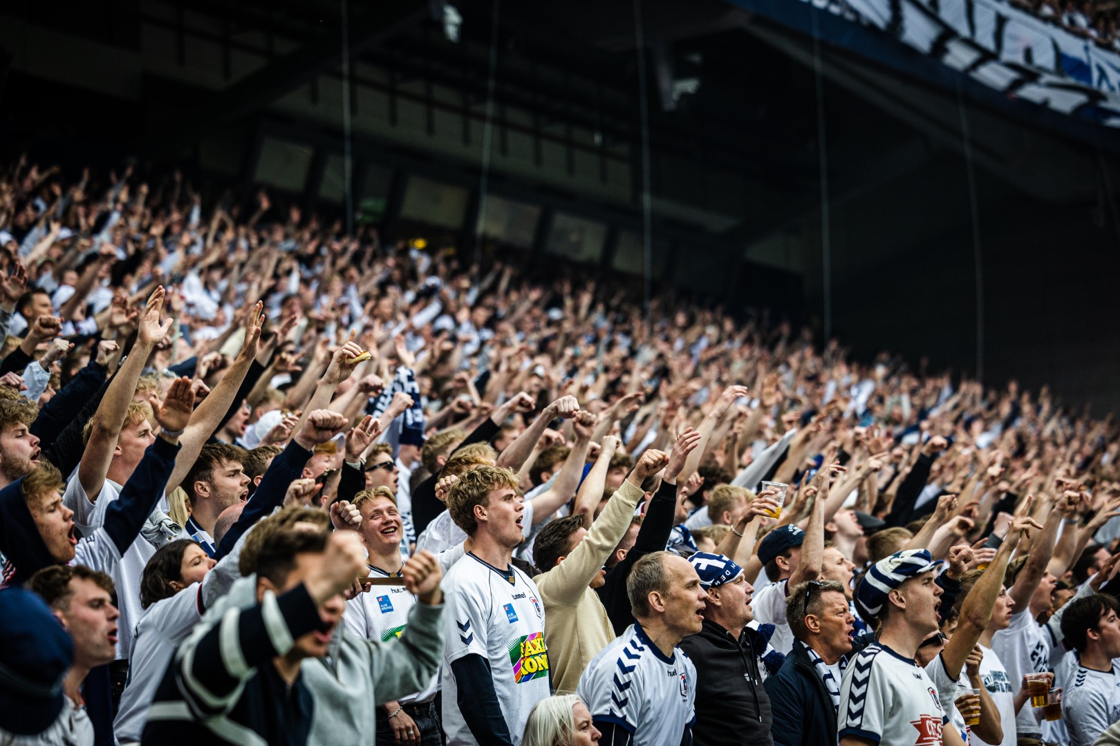 Bag fjendens linjer med FCK-fan: - Et top-3 opgør for FCK's fans
