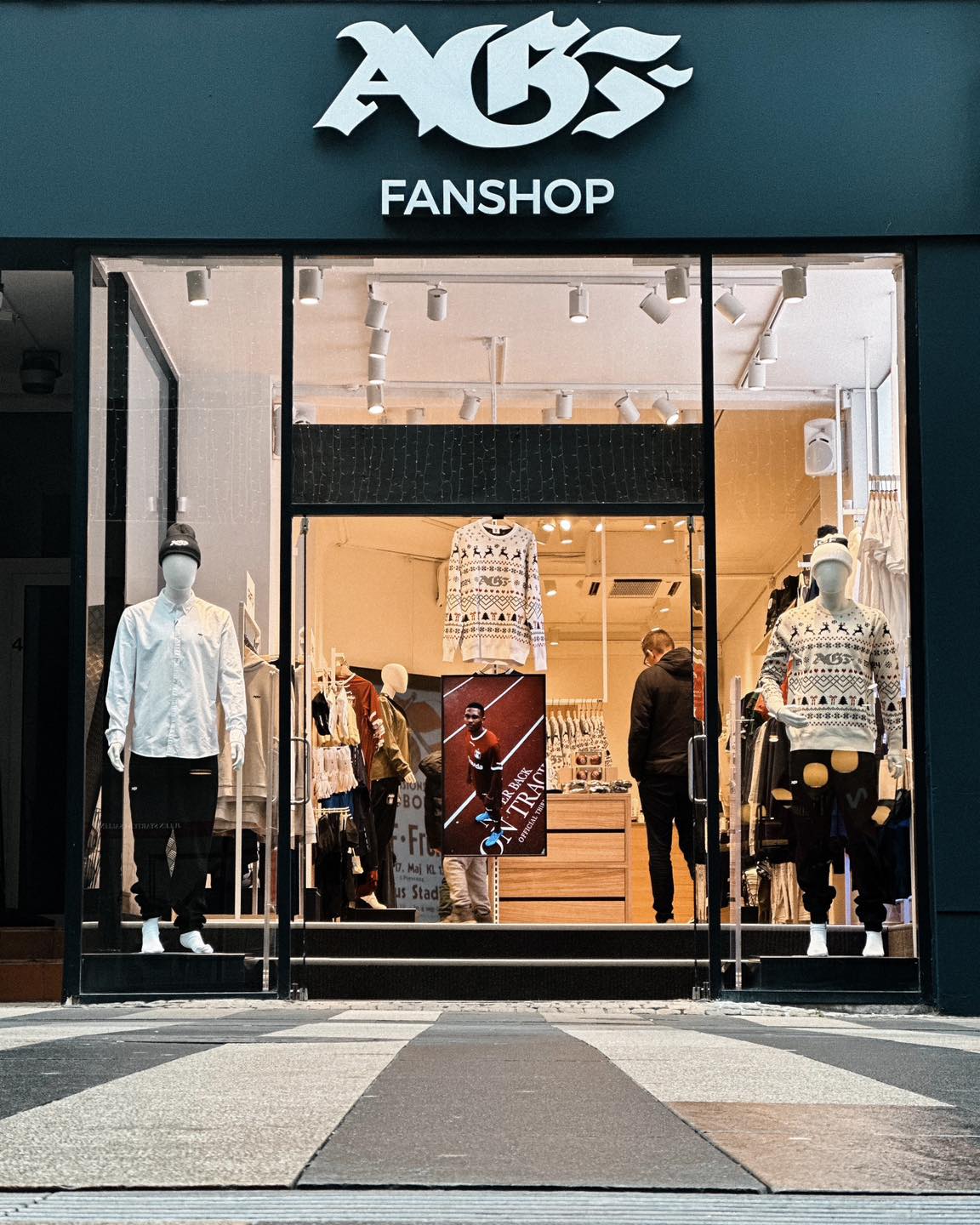 AGF's nye fanshop er åbnet på Strøget
